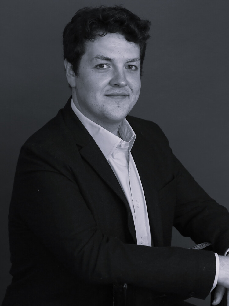 Benjamin Russell | Hessisches Staatstheater Wiesbaden